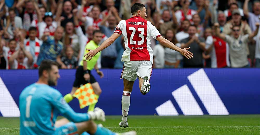 Hier is het fotoverslag van Ajax - Heracles!