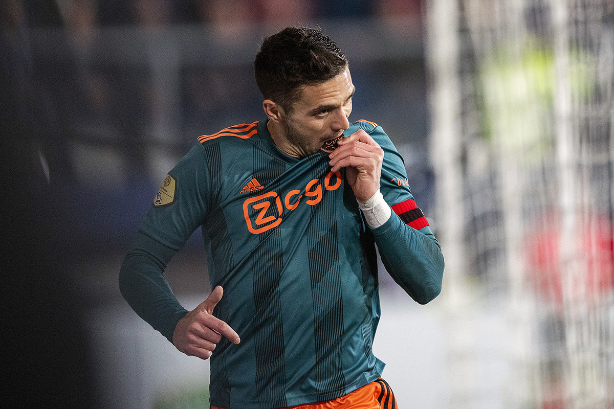 Dankzij aanvoerder Tadic eindelijk weer eens een wallpaper!