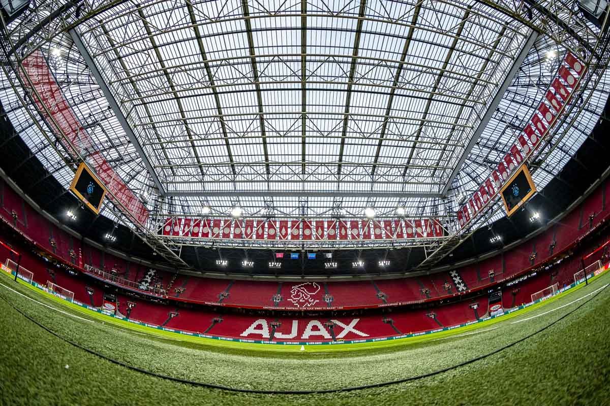 Weet jij alles over de JC Arena? Word dan stadiongids!