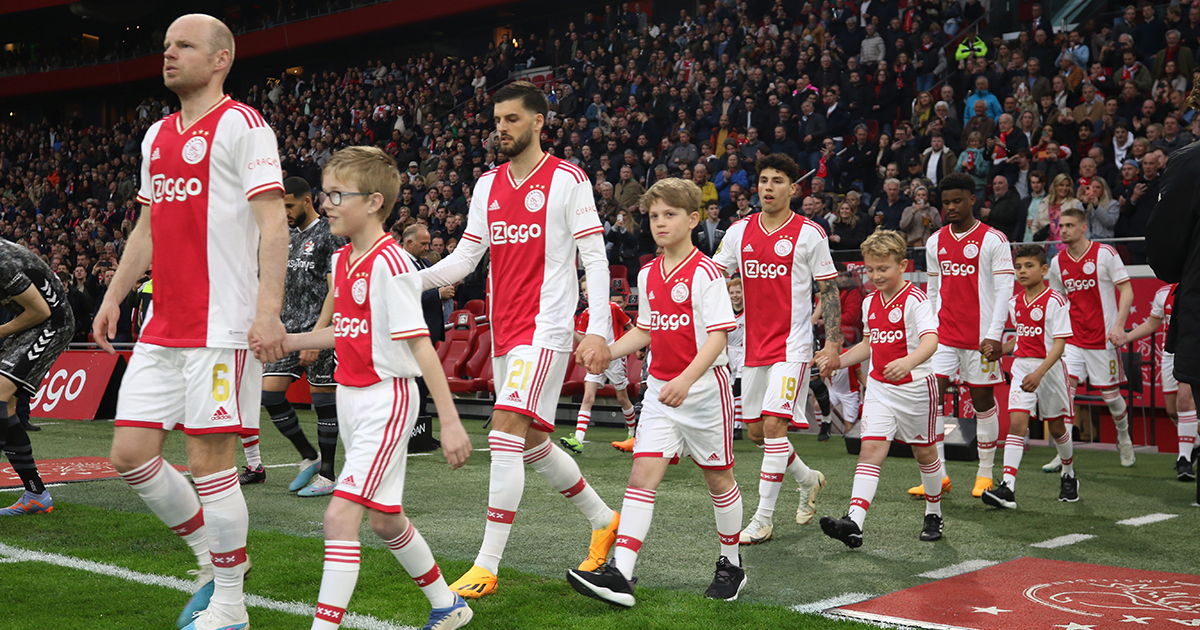 Word mascotte bij Ajax - FC Utrecht!