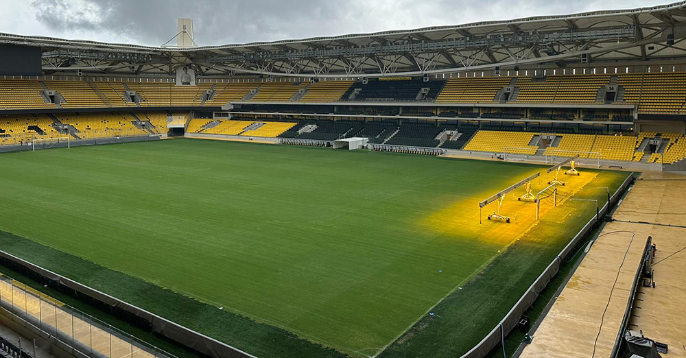 Sein op groen: 1555 Ajacieden welkom bij AEK-uit