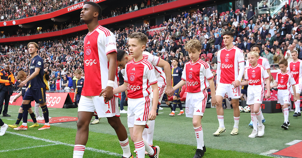 Word mascotte bij Ajax - Almere City!