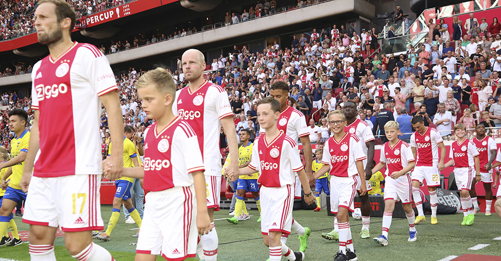 Win een plekje als mascotte bij Ajax - Go Ahead Eagles!