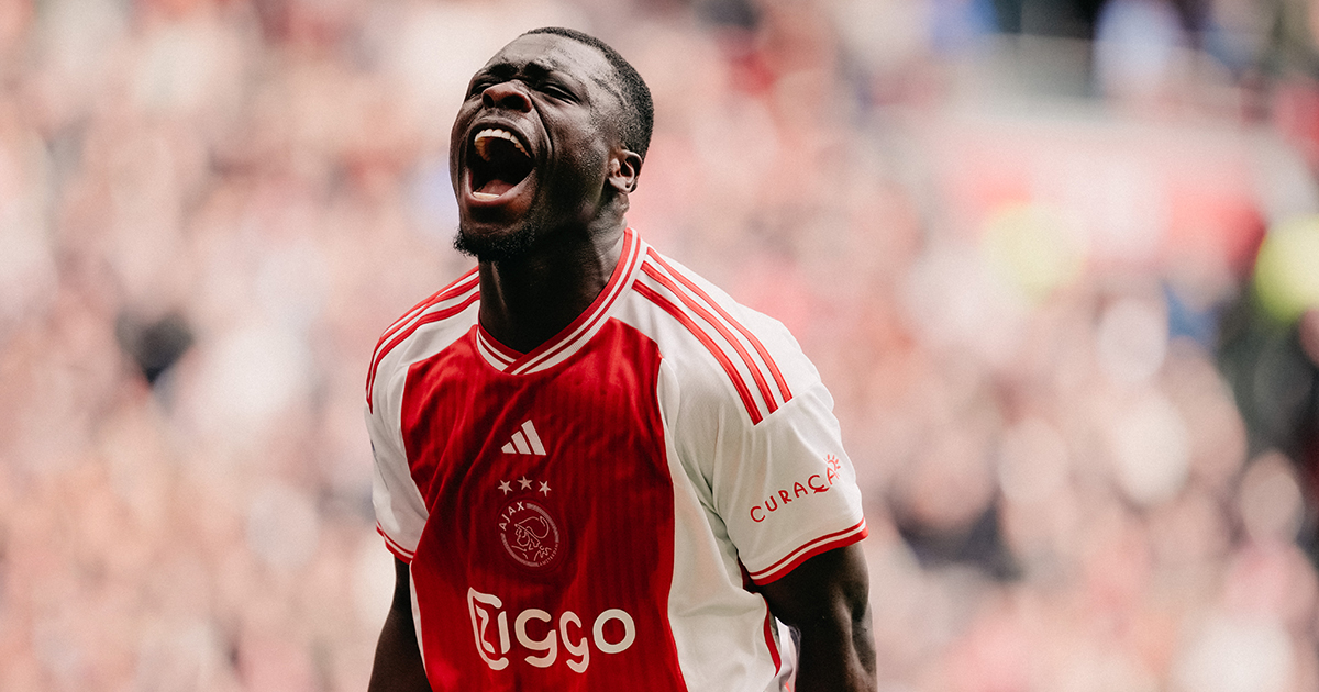 Brullen met Brobbey op verse wallpaper!