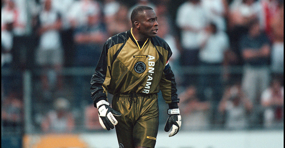 Menzo baalt achteraf dat hij tóch de strijd met zichzelf en Grim niet ...